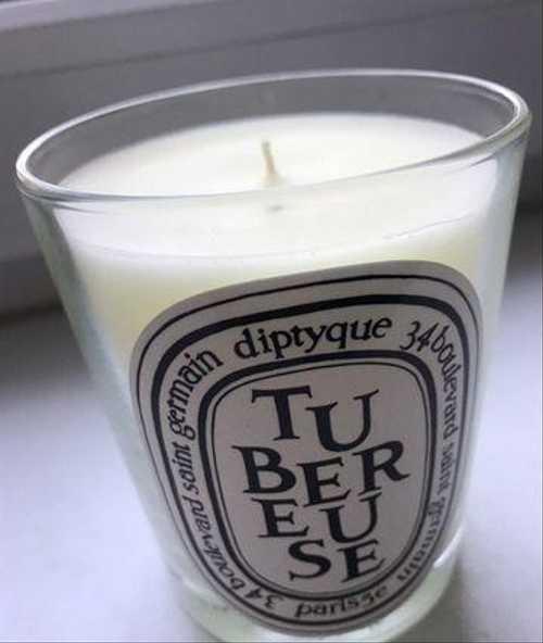 Ароматическая свеча diptyque