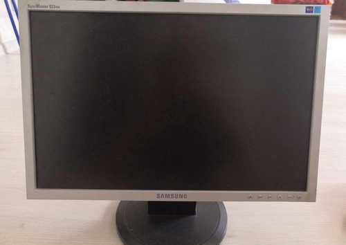 Монитор Samsung syncmaster 923 nw