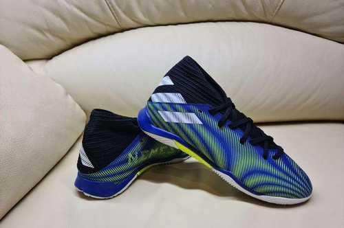 Футзалки Adidas Nemeziz новые 42 р