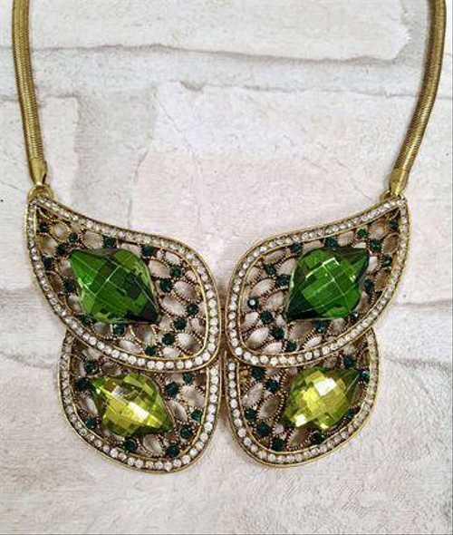 Украшение на шею бабочка, новое