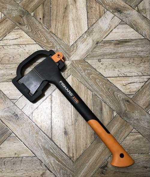 Топор Fiskars X10-S
