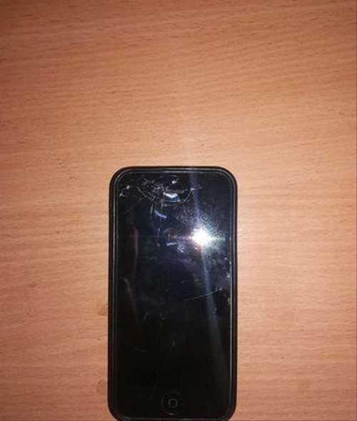Телефон iPhone 5с