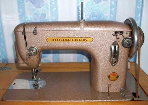 Швейная машинка ножная Подольск М-100 с тумбой