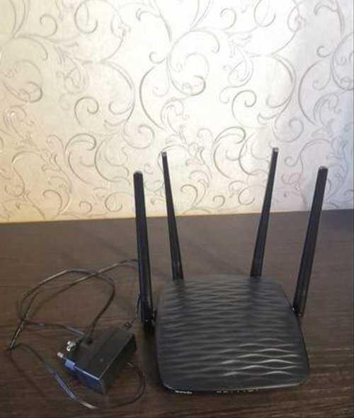 Wi-Fi роутер Tenda AC5