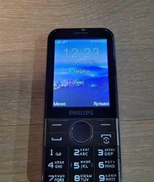 Продам телефон Philips Xenium E580