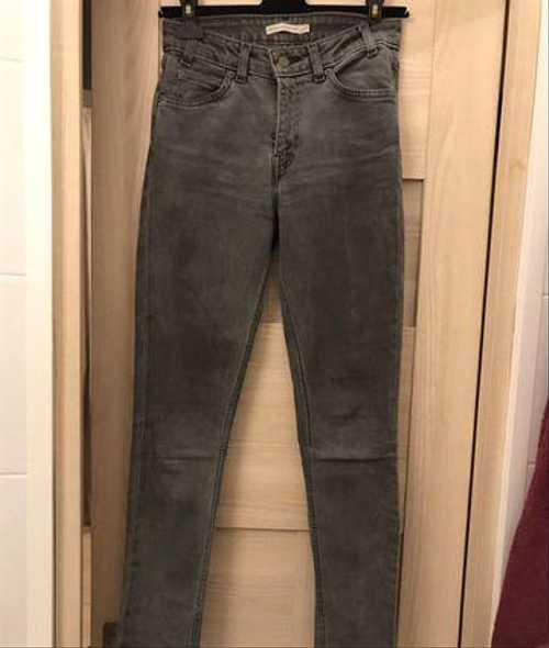 Джинсы Levi’s (3 шт ) размеры 24,25