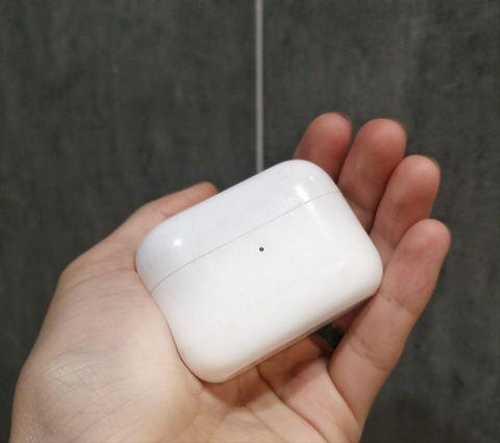 Футляр для airpods pro. Кейс для зарядки