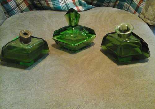 Старинные парфюмерные флаконы