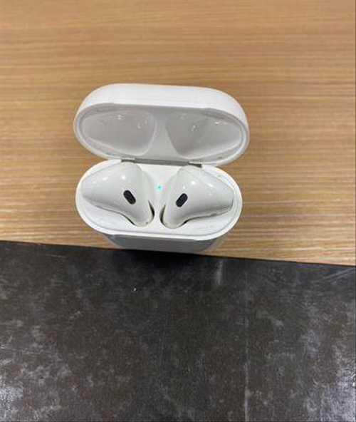 Продаю Airpods 2