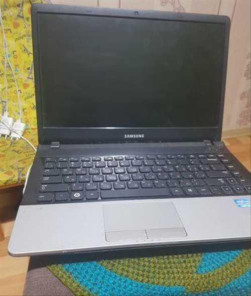 Samsung 300E