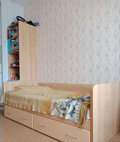 Набор детской мебели (кровать+ стенка)