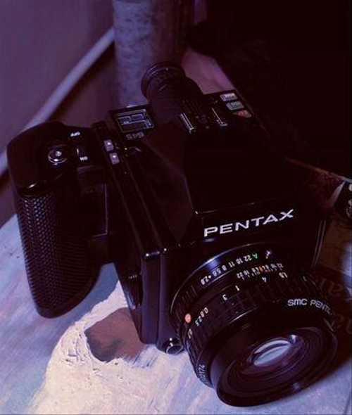 Pentax 645 75mm 2.8