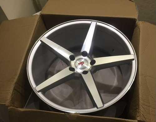 Диски Vossen R18 5х120 на BMW Lexus LS