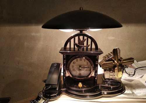 Часы, лампа, телефон и мельница с секретом
