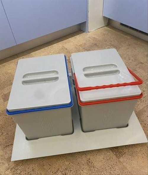 Система мусорных контейнеров для кухни новая