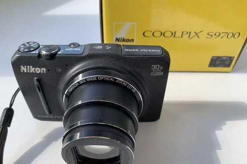 Nikon coolpix s9700