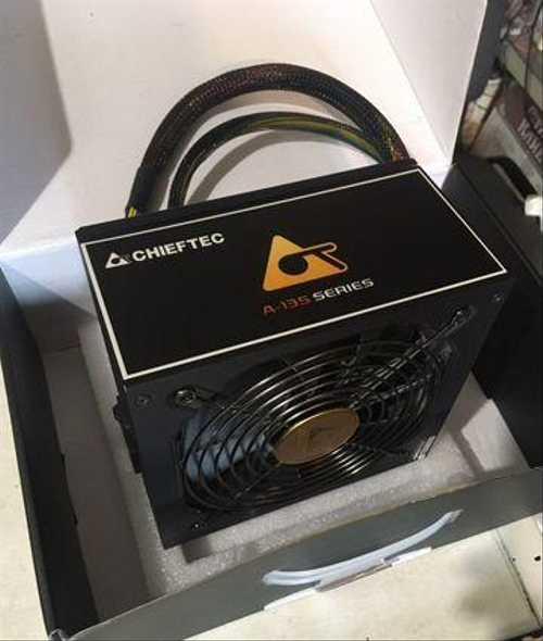 Блок питания Chieftec 650W