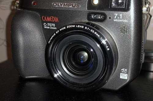 Olympus camedia C7070 Wide Zoom