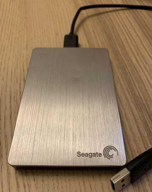 Внешний Seagate 2 TB жесткий диск