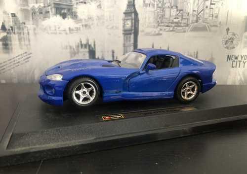 Dodge Viper Gts coupe 1/24 Bburago