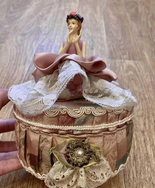 Шкатулка для украшений