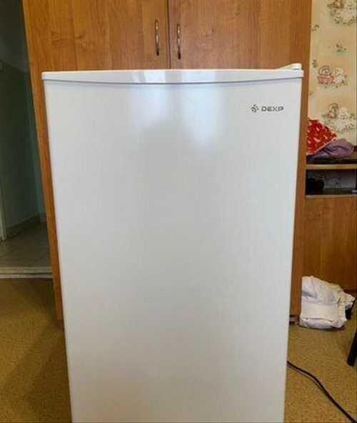 Продам холодильник Dexp RF-SD090MA/W