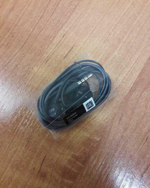 Наушник Samsung Earphones Tuned by AKG