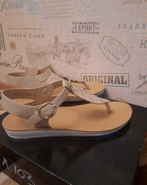 Сандалии-босоножки новые 39р