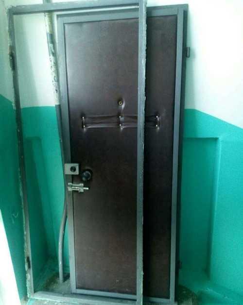 Дверь входная металическая