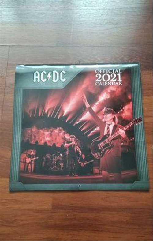 Официальный календарь AC/DC