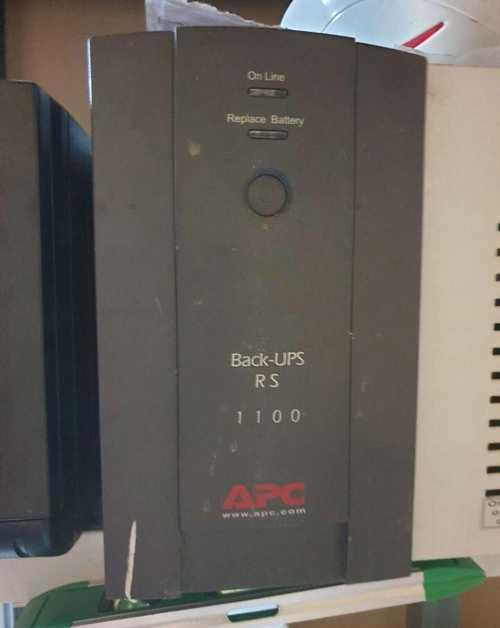 Бесперебойник APC Back-UPS RS 1100