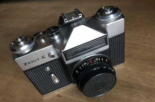 Плёночный фотоаппарат Зенит Е (Zenit E)