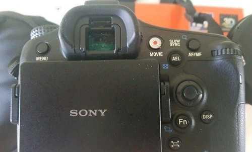 Продаем Sony SLT-A77 и объектив Sony SAL-1118