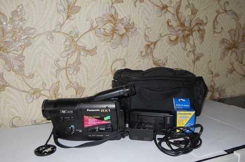 Видеокамера Panasonic VHS-C Movie Camera