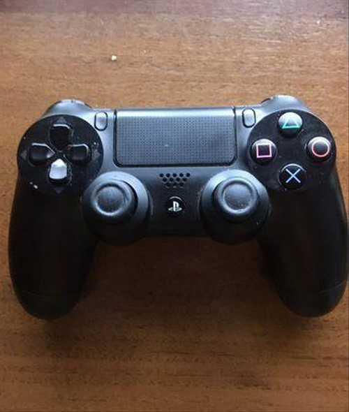 Геймпад Dualshock 4