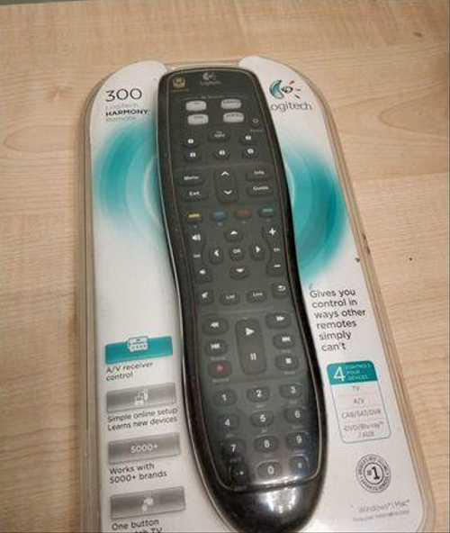 Универсальный пульт Logitech Harmony 300