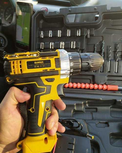 Шуруповерт Dewalt 14.4