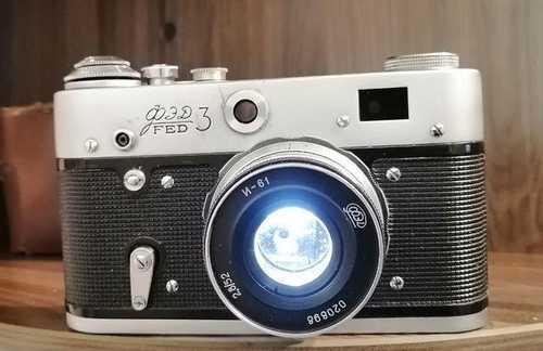 Оригинальный светильник из ретро фотоаппарата