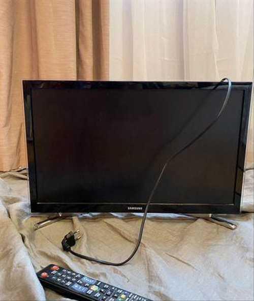 Телевизор Samsung UE22H5600 22”