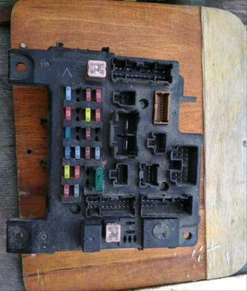 Блок предохранителей Mitsubishi 8637А465