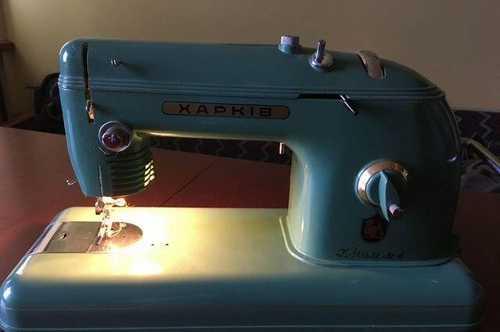 Швейная машинка Харьков в идеальном состоянии