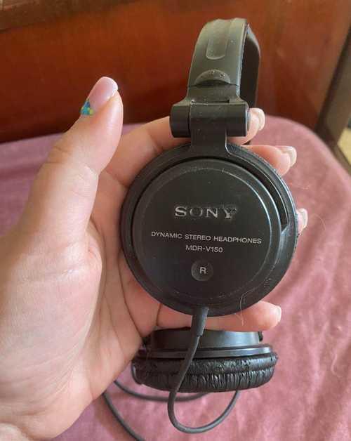 Наушники Sony