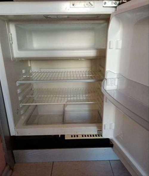 Встраиваемый мини-Холодильник бу