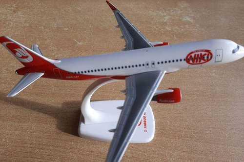 Модель самолета Airbus A 320, Niki, 1\200, Herpa