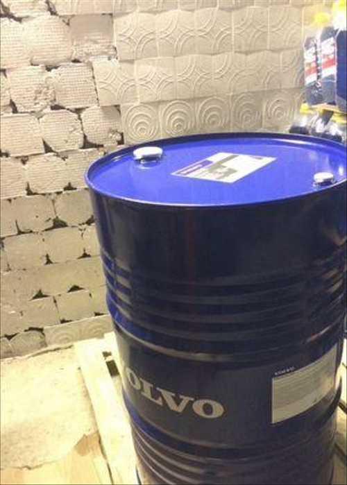 Масло Вольво 10w 40. Volvo super Hydraulic Oil vg32 208л. VDS 3 15w40 Volvo аналог.