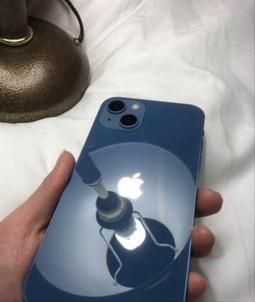iPhone 13 blue