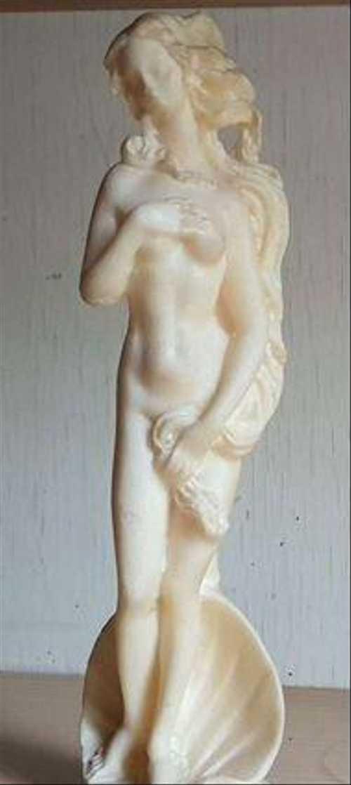 Венера статуэтка