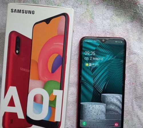 Телефон Samsung А01