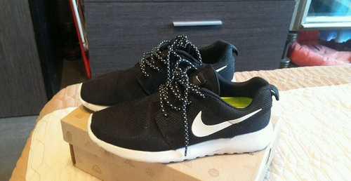 Кроссовки Nike Rosherun