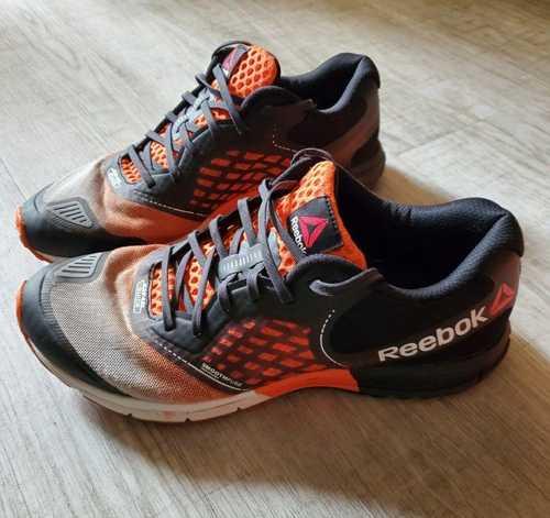 Продам кроссовки Reebok рр 43